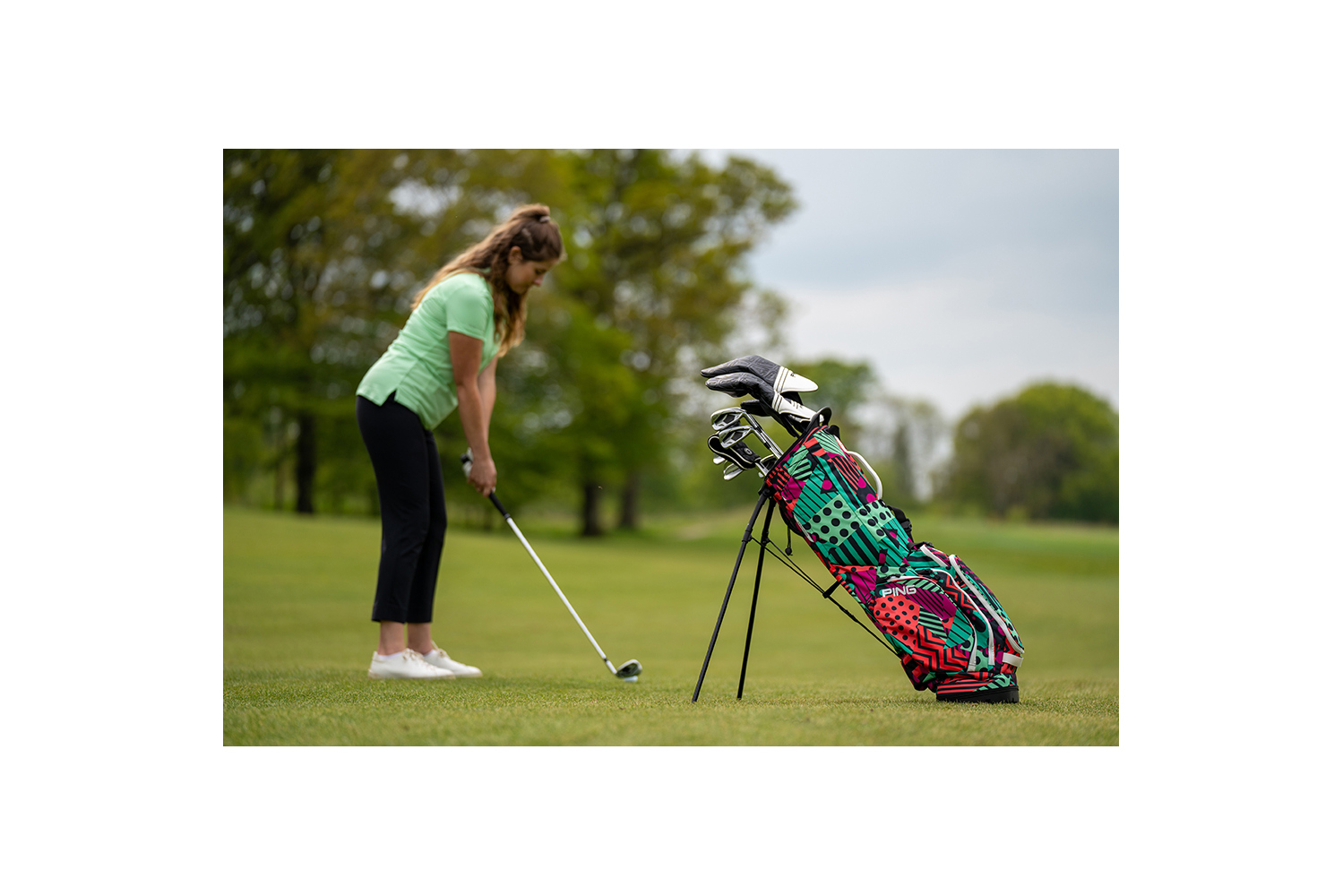 Limited Edition - Ping Hooferlite Watermelon Stand Bag - Golfonline
