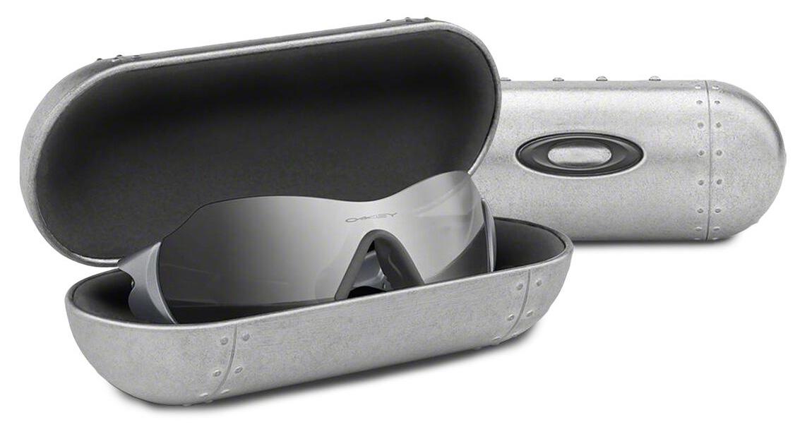 Oakley Large Metal Vault Sunglass Case - Golfonline